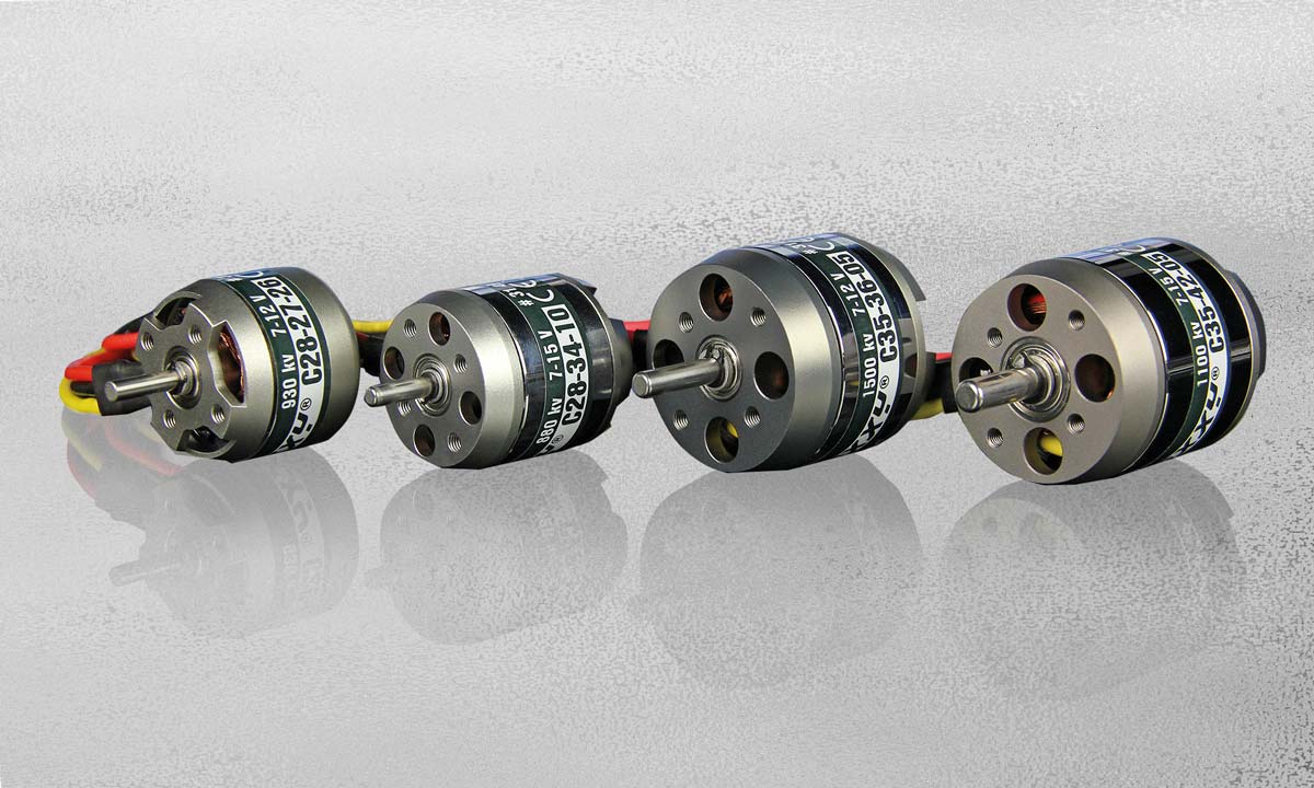 Servos / actuators, particle foam ( ELAPOR® ) and brushless motors ...